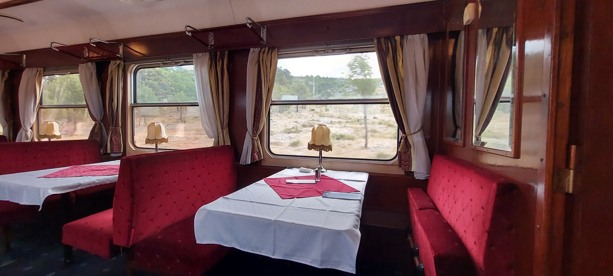 Tomasz Banasiak on Twitter: "IC 1204 Adria from Budapest to Split in a sleeping car (ex WSBA). 🙏 ...