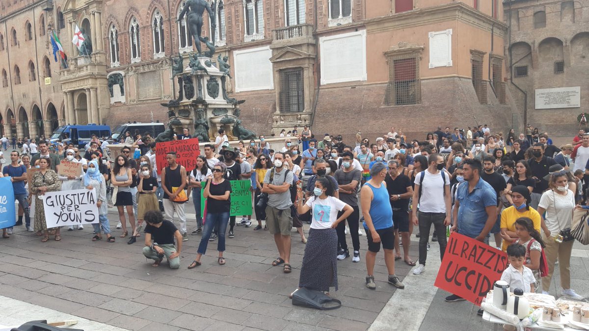 redA on Twitter: "In diretta da Bologna, la sorella della vittima #YounsElBoussettaoui chiede il ...