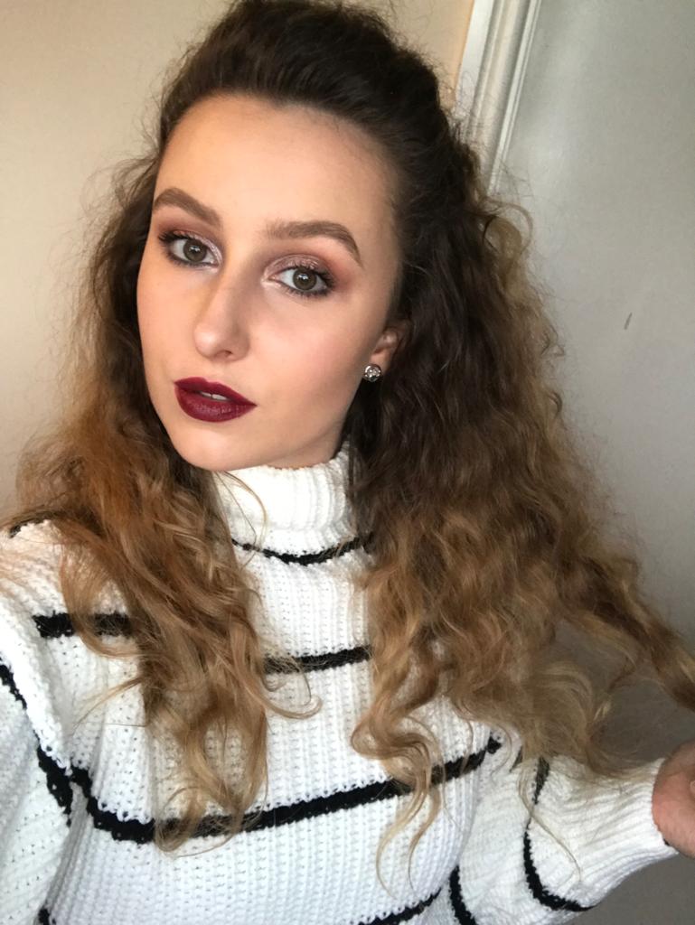 This is me 4 years ago!!! Do you think I look any different?? 𝙋𝙤𝙥𝙥𝙮 ...