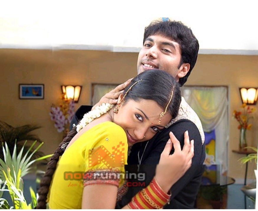 Trisha Photos In Something Something