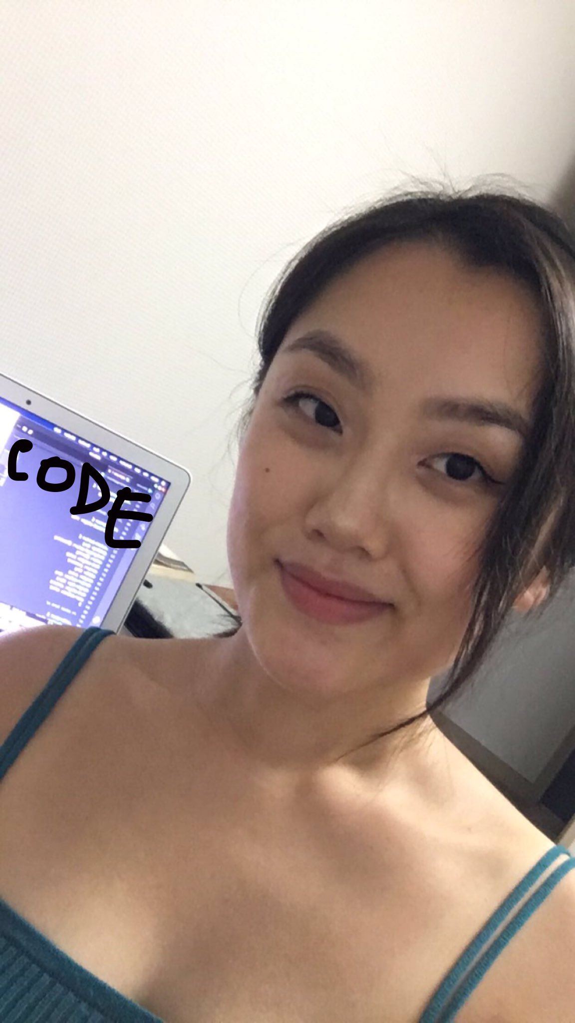 yuri 유리 🇰🇷 on Twitter: "I am coding very important things @dinomitron helped me solve the bug…