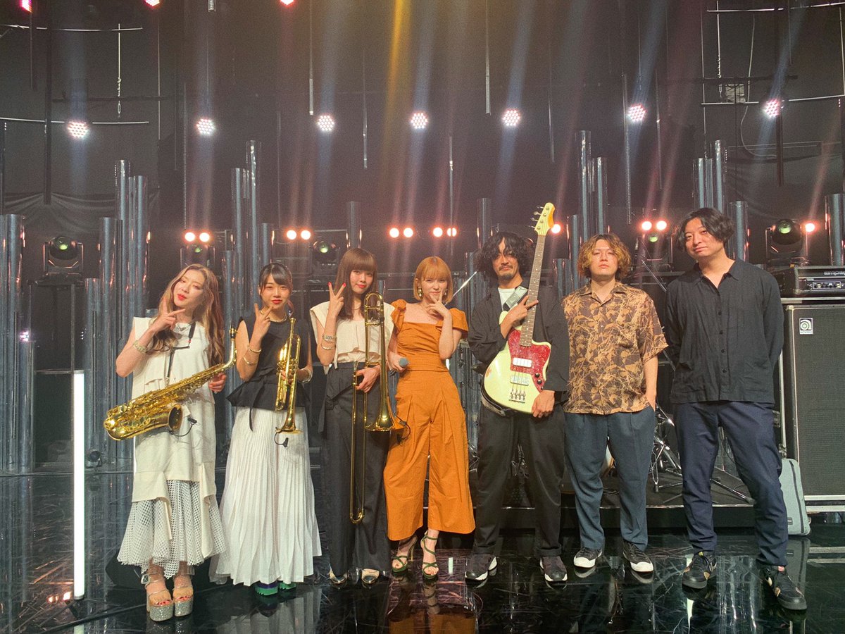 ロイ -RöE- on Twitter: "Bass 雲丹亀卓人（@U2game_Sawagi） Dr 堀正輝（@Hori_ScamCircle） key 別所和洋（@kazzbe ...