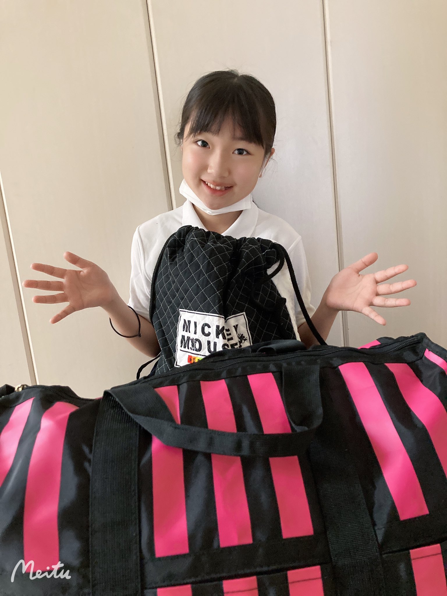 Lock★Rock BAB on Twitter: "オハッピー⭐️ 林間学習行ってきまーす🚌 #66bab #Serina #ロックロックベイブ…