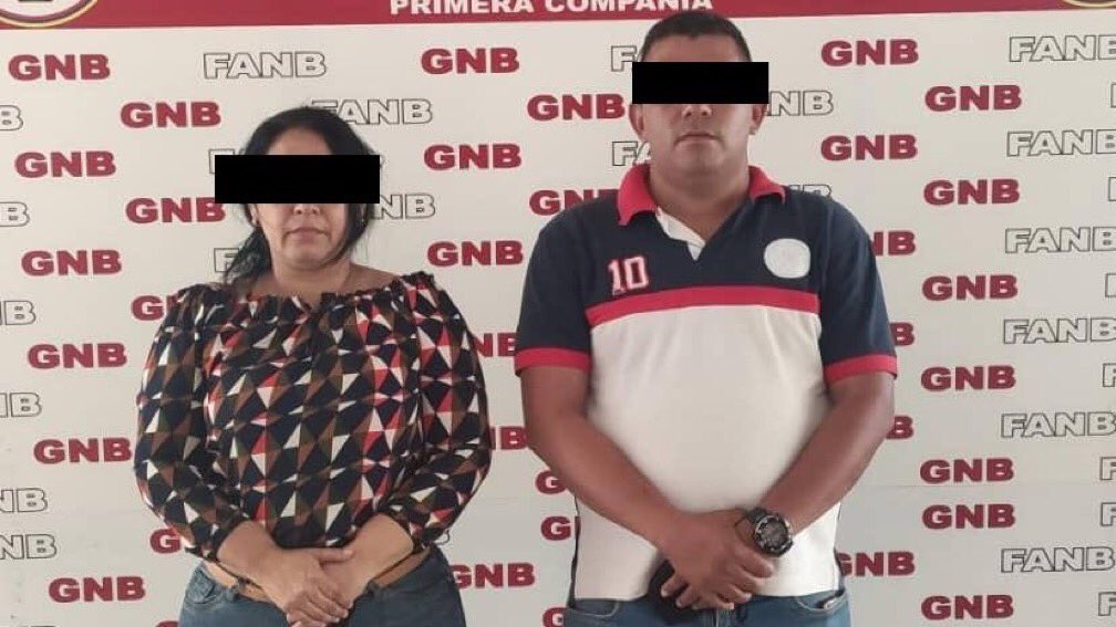 ERWIN CASTRO on Twitter: "Lo raro es que no lo tienen esposado pero con la esposa real no la de ...