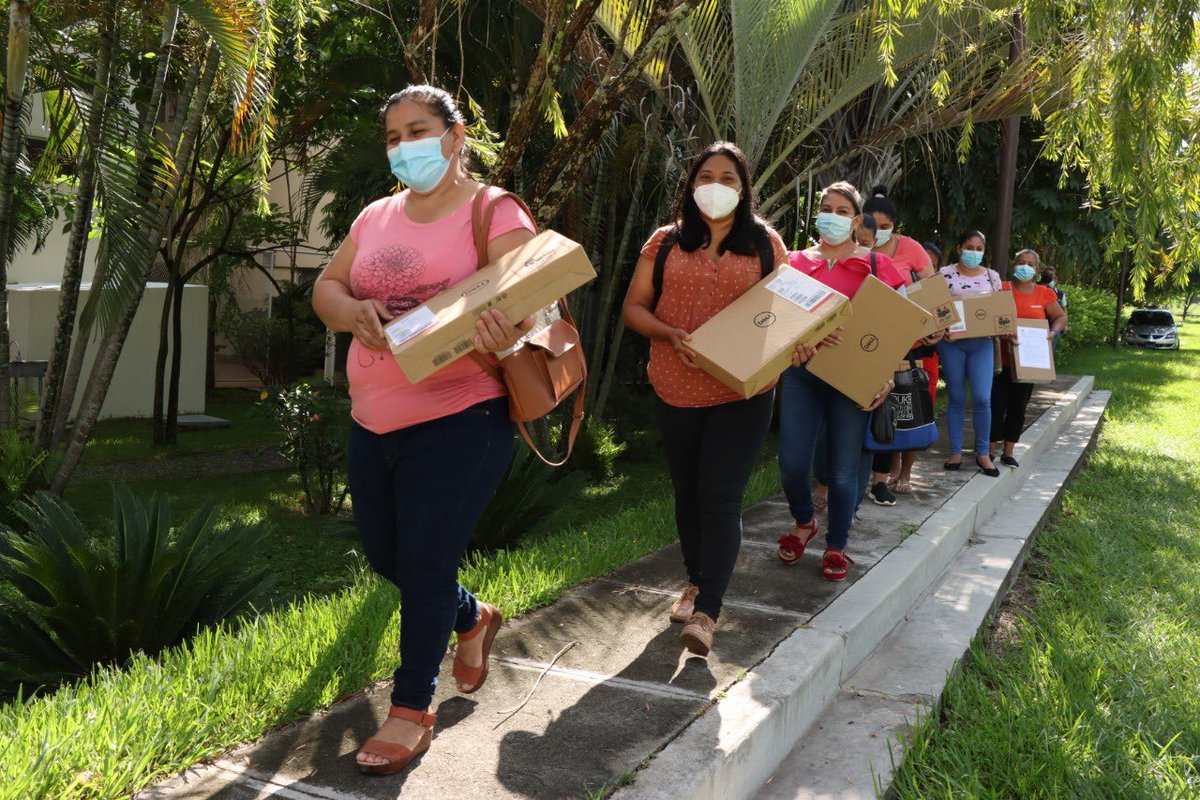 Ministerio de Educación's Threads – Thread Reader App