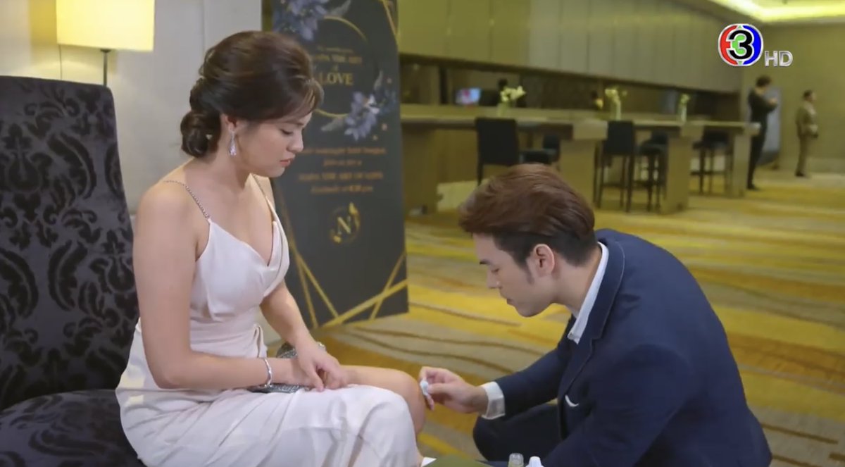 Ch3Thailand on Twitter: "คู่นี้นี่ยังไงจิกกัดกันไม่ปล่อยเล๊ย 🤣#รักนิรันดร์จันทราep4 . 🌙 #รัก ...