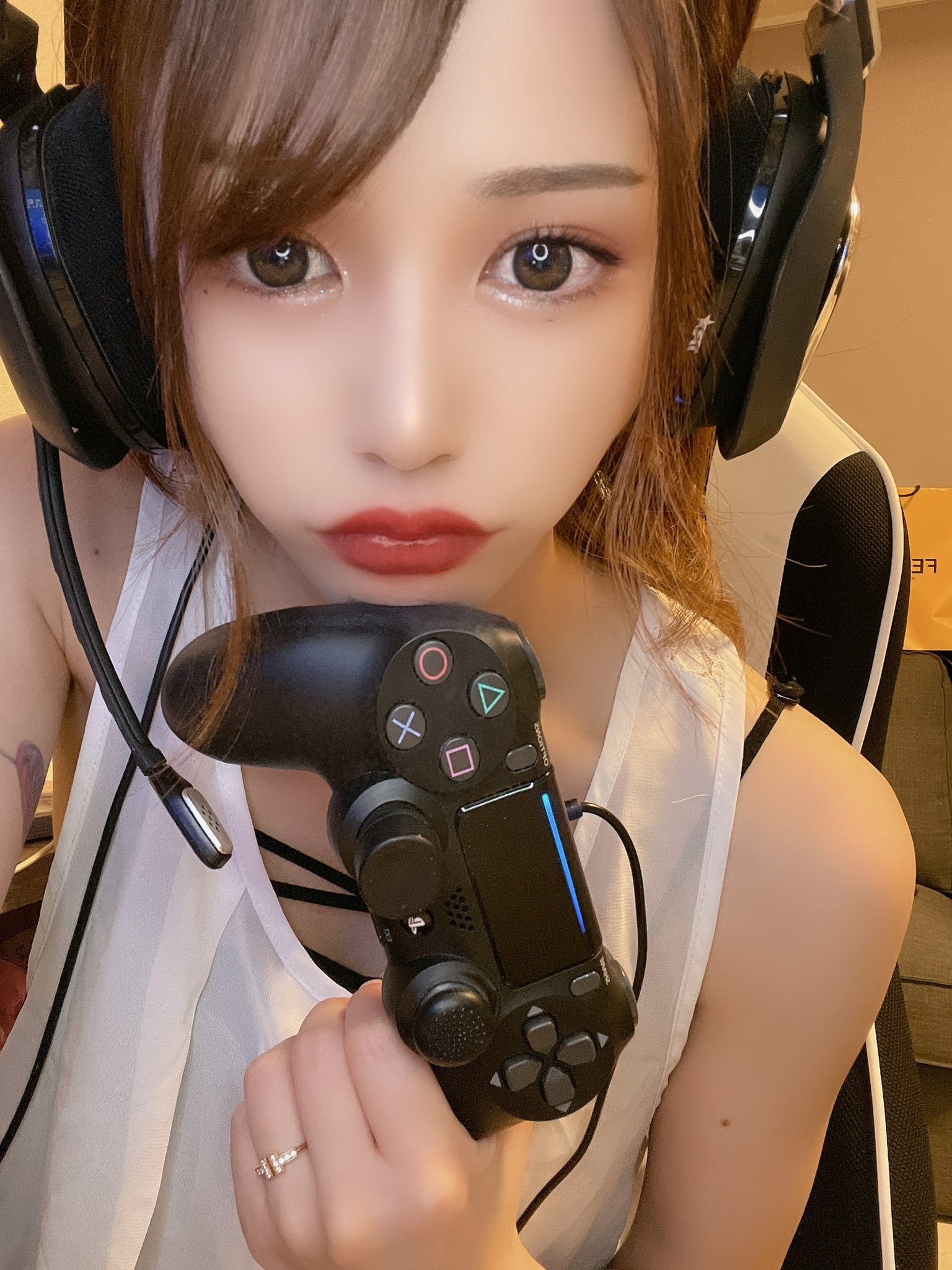 ちー様 on Twitter: "一緒にエペする？ #apex #apex女子 #ゲーム女子 #ゲーム好きな人と繋がりたい https://t.co/ChAxFTBxS8" / Twitter