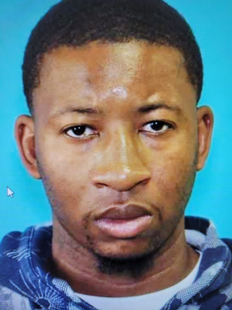 Houston Police on Twitter: "WANTED: This is Gerald Wayne Williams, 34, now charged with murder ...