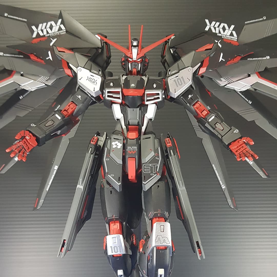 Black Freedom Gundam