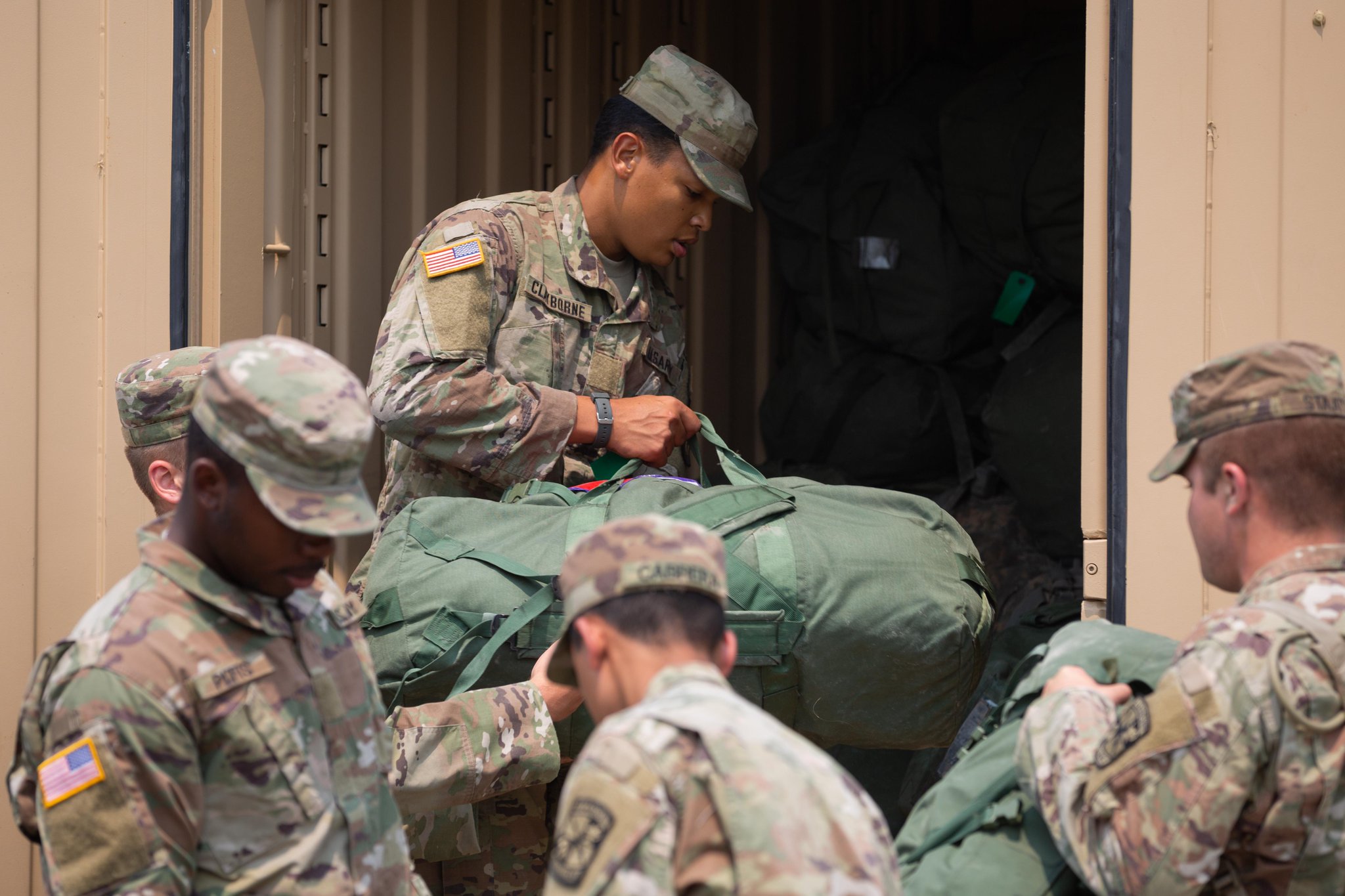 Army ROTC on Twitter: "The finish line is in sight! 🏁 👀 8th Regiment #AdvancedCamp gets clean ...