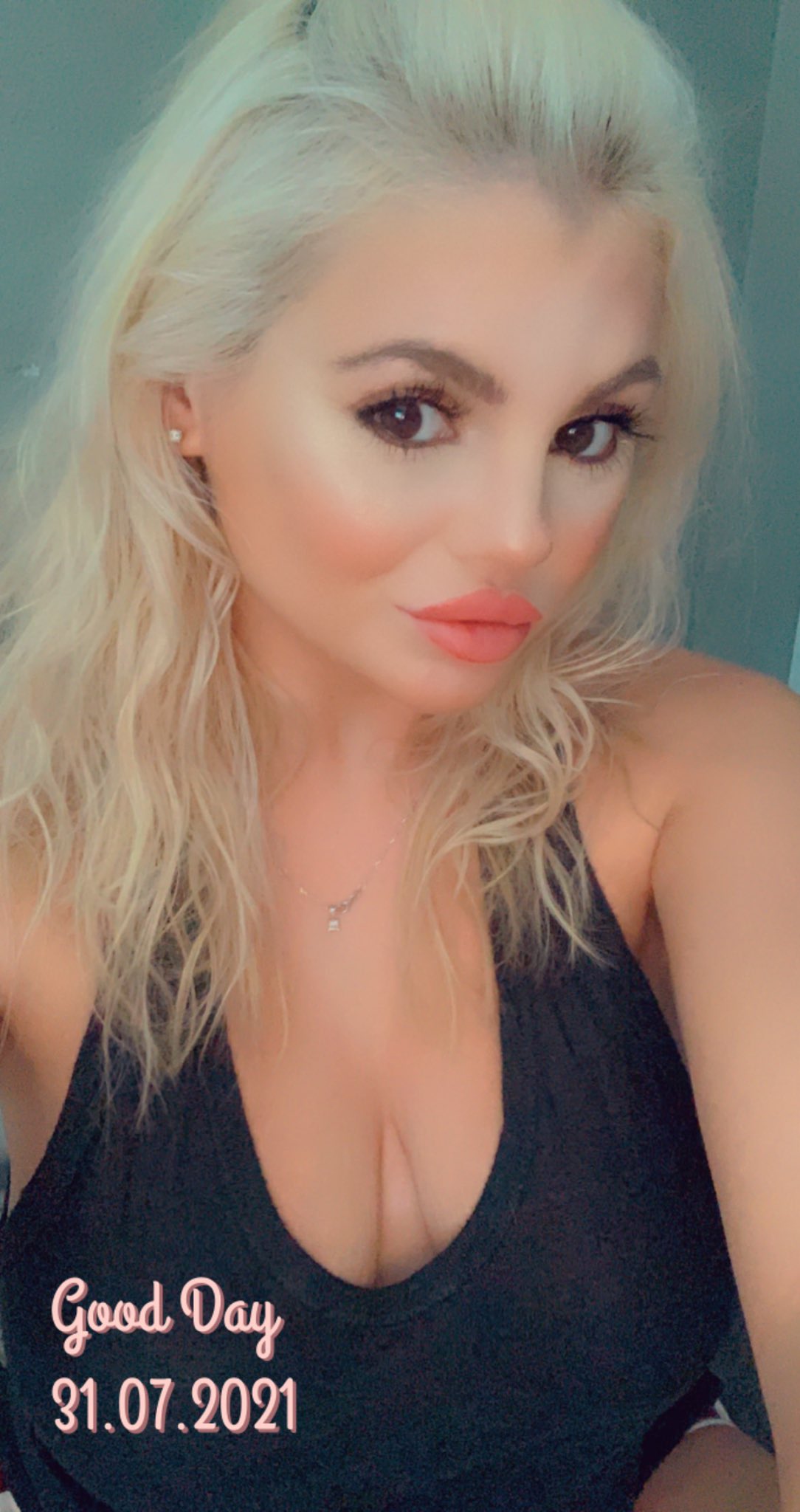 Katy Jayne On Twitter Good Day… 💋 Vylavpk5rs Twitter