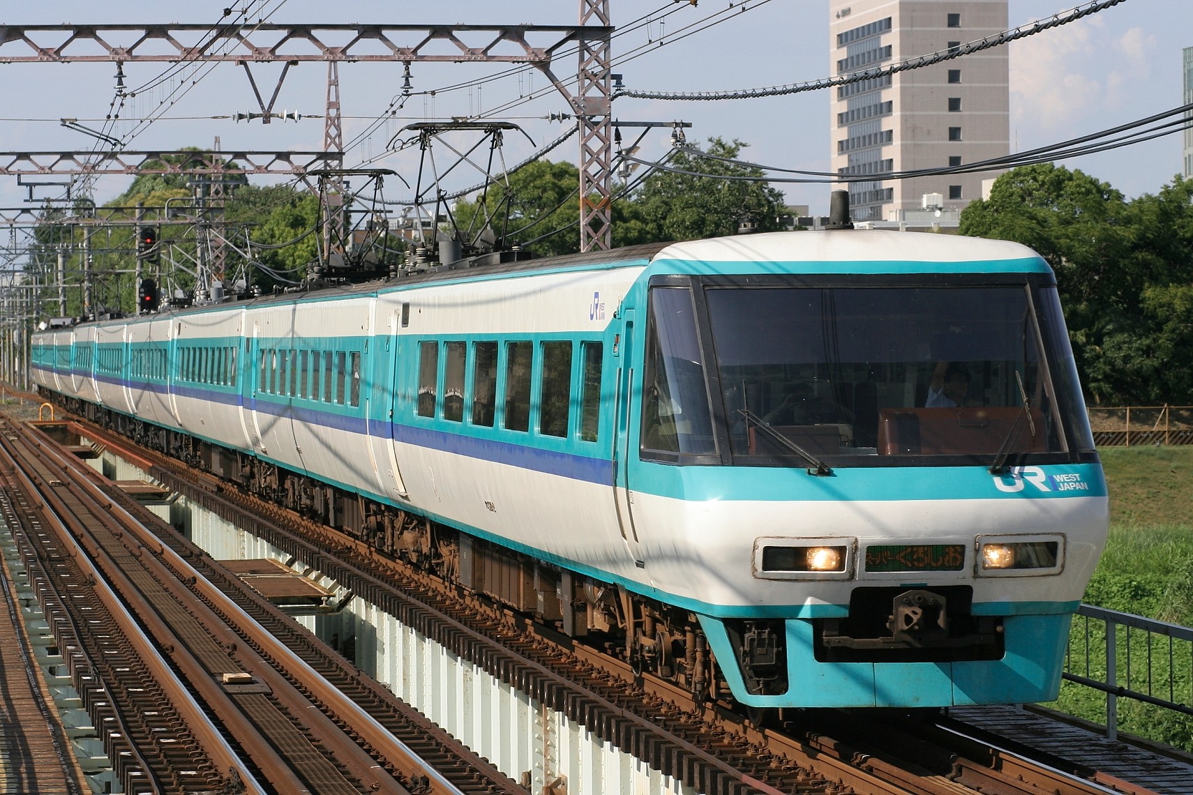 【Msyk】 on Twitter: "#381系の日 令和3年8月1日 一時期見れた貫通9両編成な「スーパーくろしお」を https://t.co/NY8O0f00k8" / Twitter