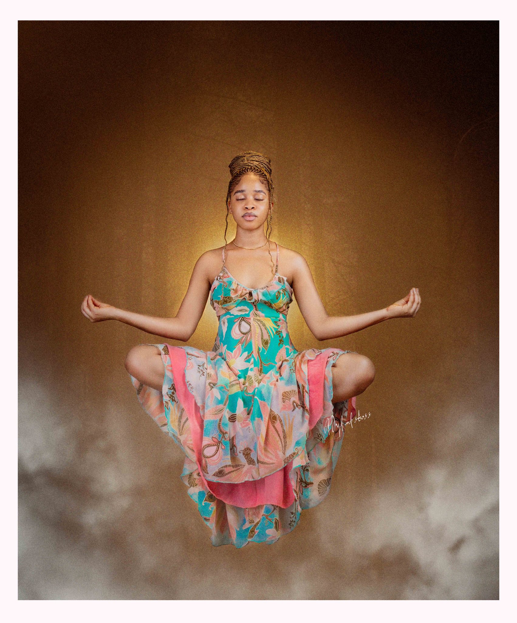 Mydadsboss on Twitter: "ZIBAH Photographer, Photographing. Muse, Musing. https://t.co/NXFnQCx9lH ...