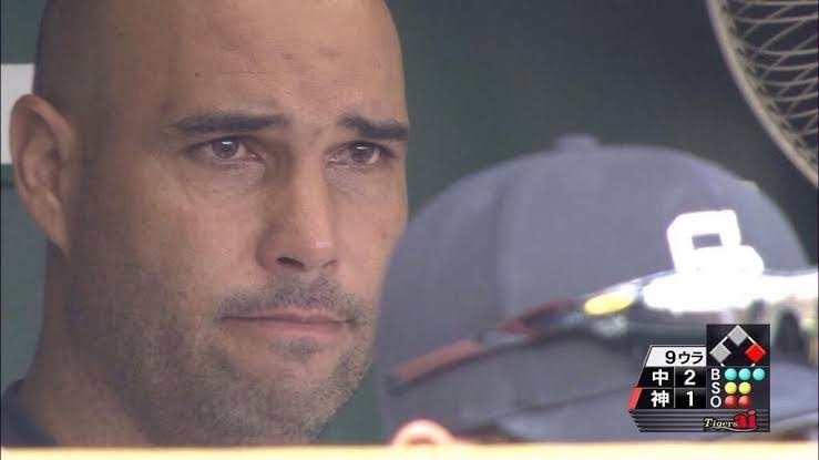 Daisuke Yamada on Twitter: "バルデスおじさんきっと今日の9回裏もベンチでこうなってたんやろなあ……