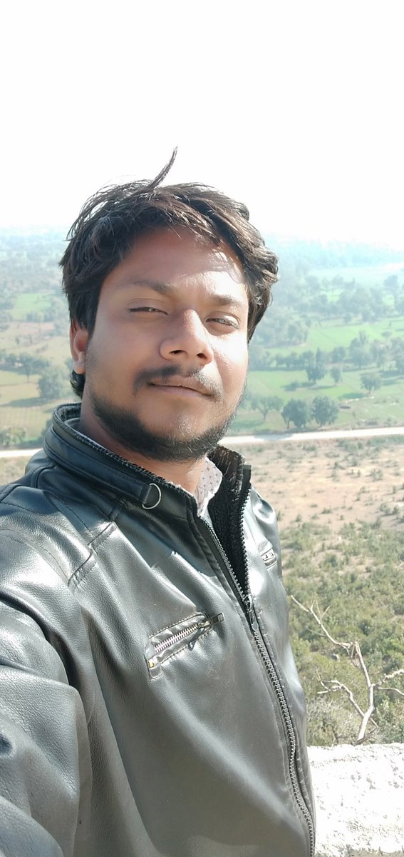 Akash Khare Jiii (@JiiiAkash) | Twitter