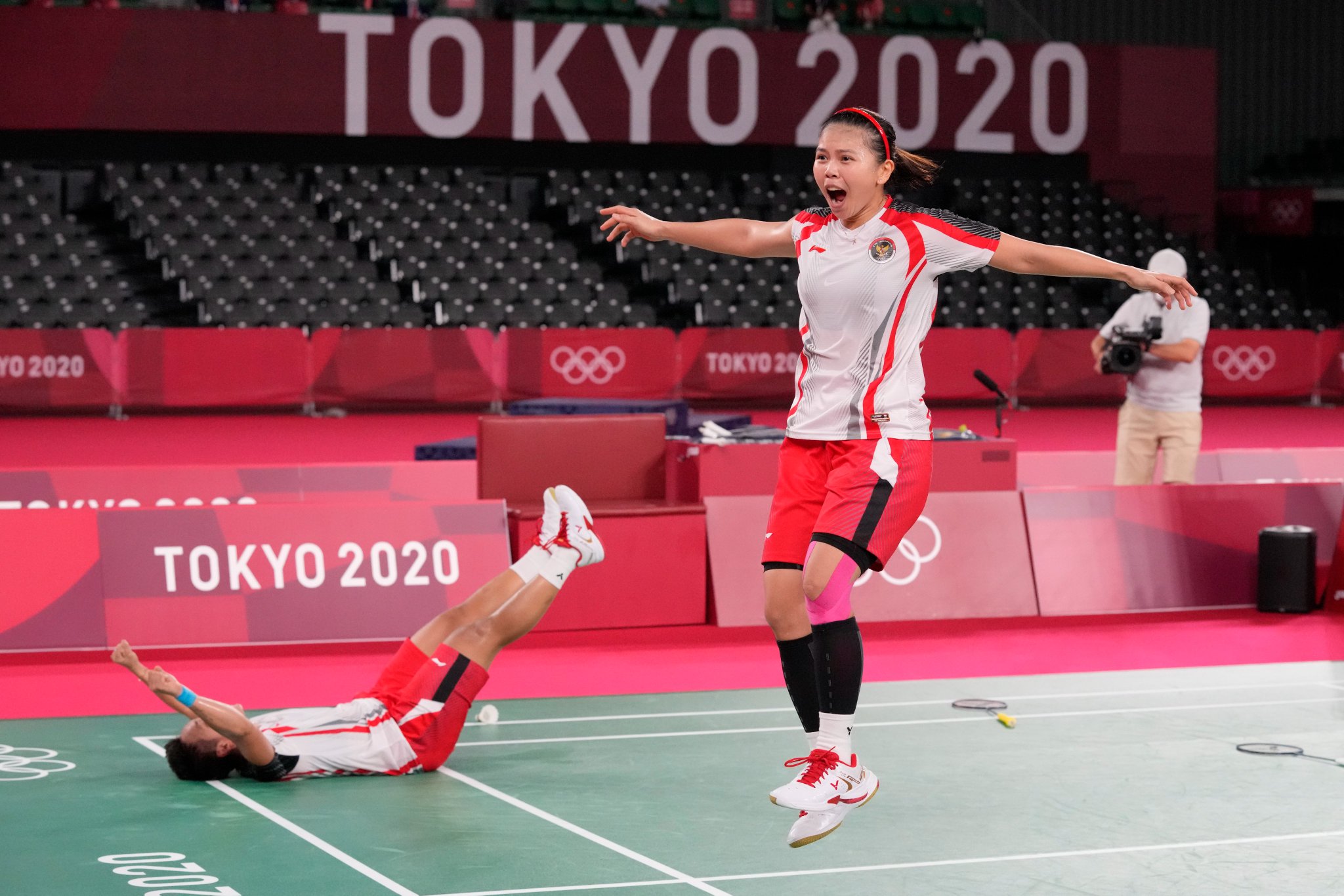 VOA Indonesia on Twitter: VOA Indonesia on Twitter: