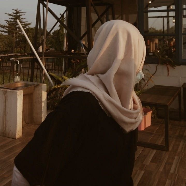 Baca ini kalo kamu lagi males sholat! 1 menit aja kok tapi ngena banget😭 - Thread from Perempuan ...