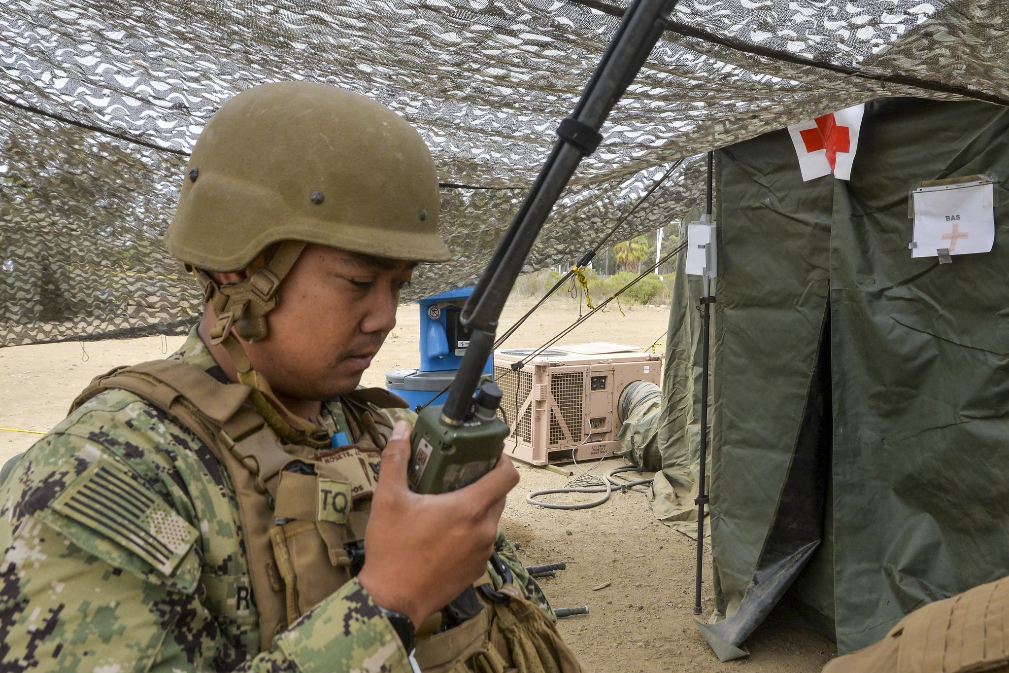 U S Navy On Twitter Navyreadiness With The Seabees 🚧 🚜 🐝 Naval