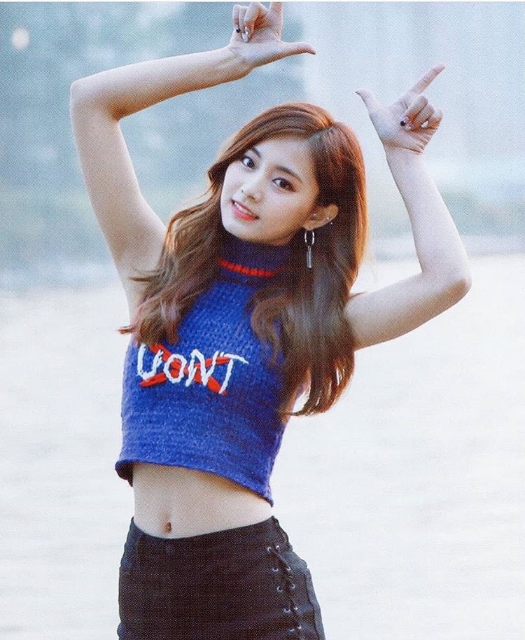 Wayne C. 🪩🚆 on Twitter: "Tzuyu herself seems to have left it all behind. She remains the most ...