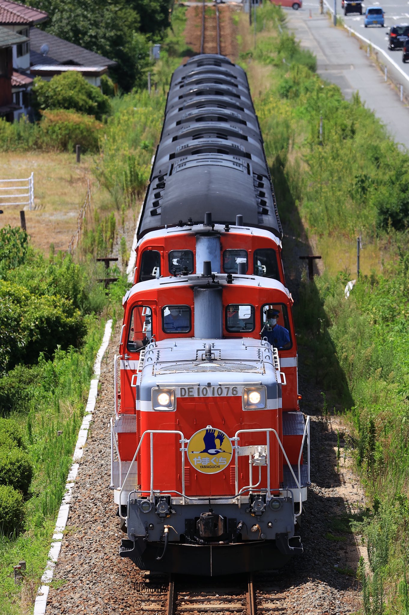 かなりあさん家のレールガンくん on Twitter: "8/7 8521レ(DLやまぐち号) DE10-1076+DE10-1514+35系 ①上山口〜宮野 ②船平山〜津和野 https ...