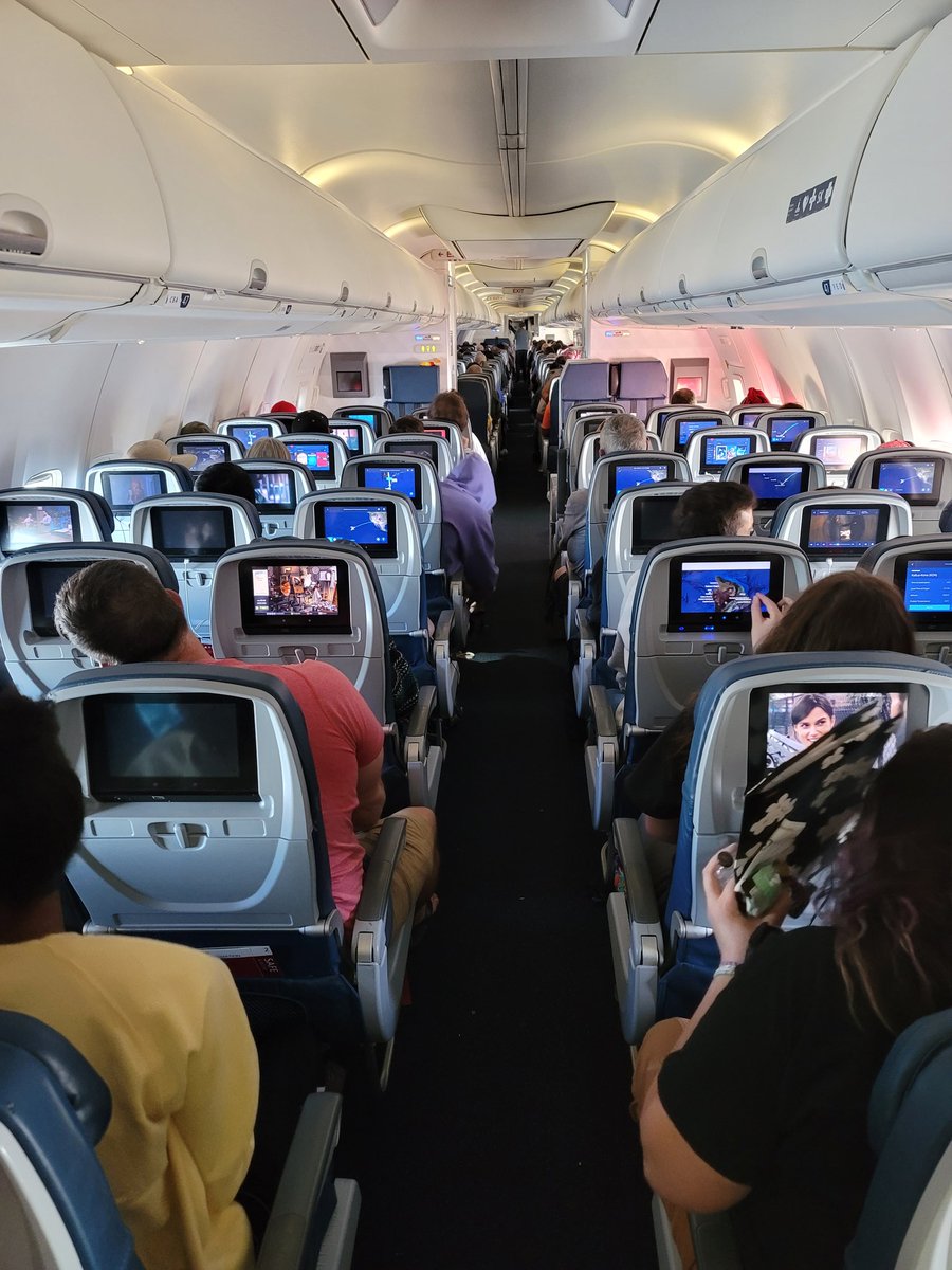 Delta Boeing 757 Inside