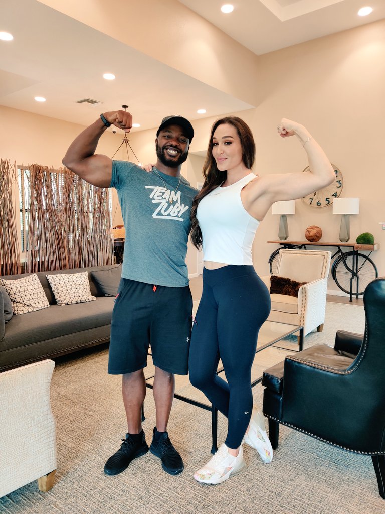 ZUBY: on Twitter: "Always a pleasure meeting a fellow strong, beautiful, independent woman ...