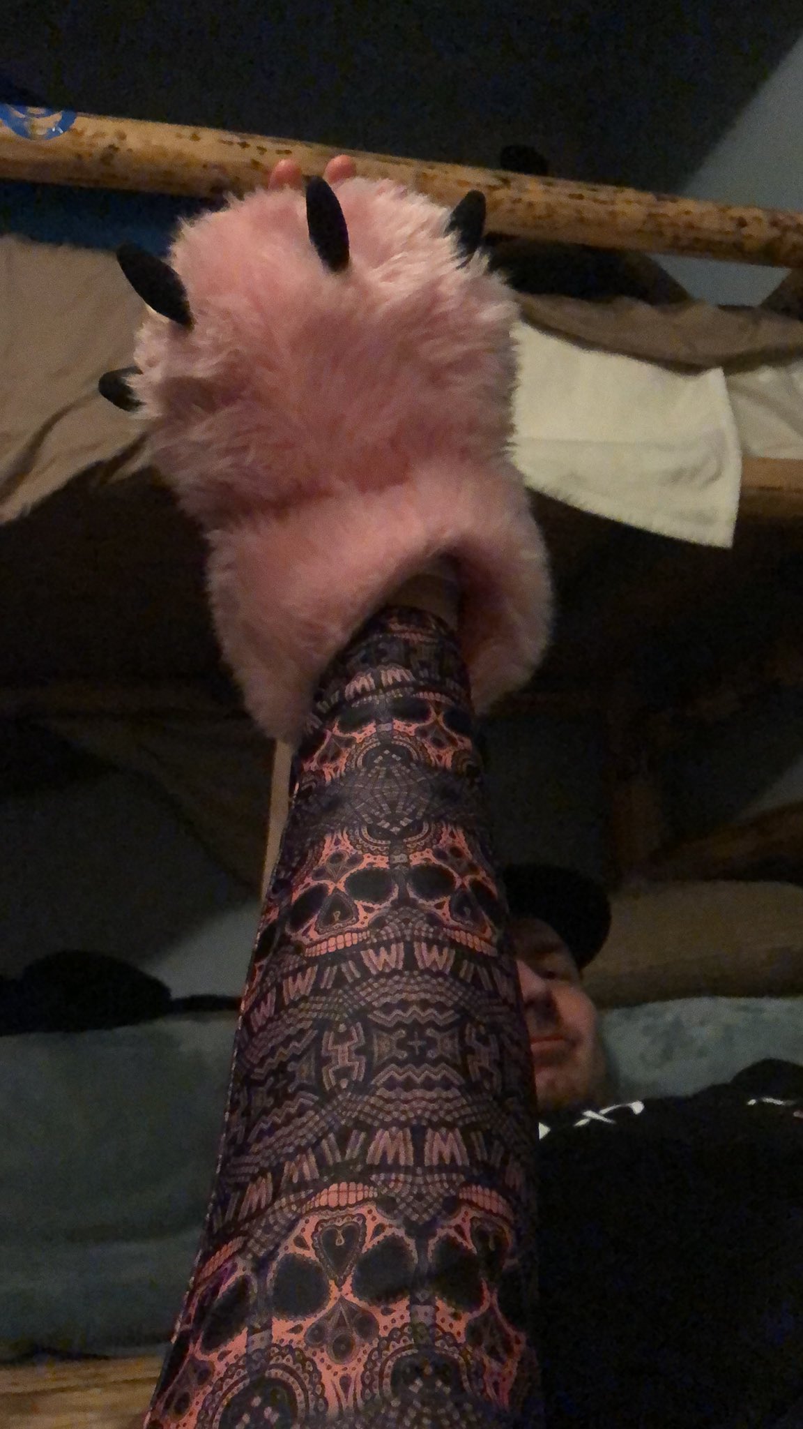 adelina muntean on Twitter: "Pink it s goth…