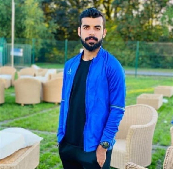 𝖆𝖄𝖊𝖘𝖍𝖆 𝖊𝖒𝖆𝖓💞 (@ayesha_eman15) | Twitter