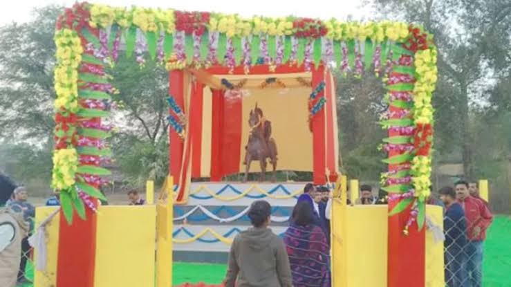 Tribute to Thakur Ranmatsingh Baghel of Baghelkhand on his Balidan ...