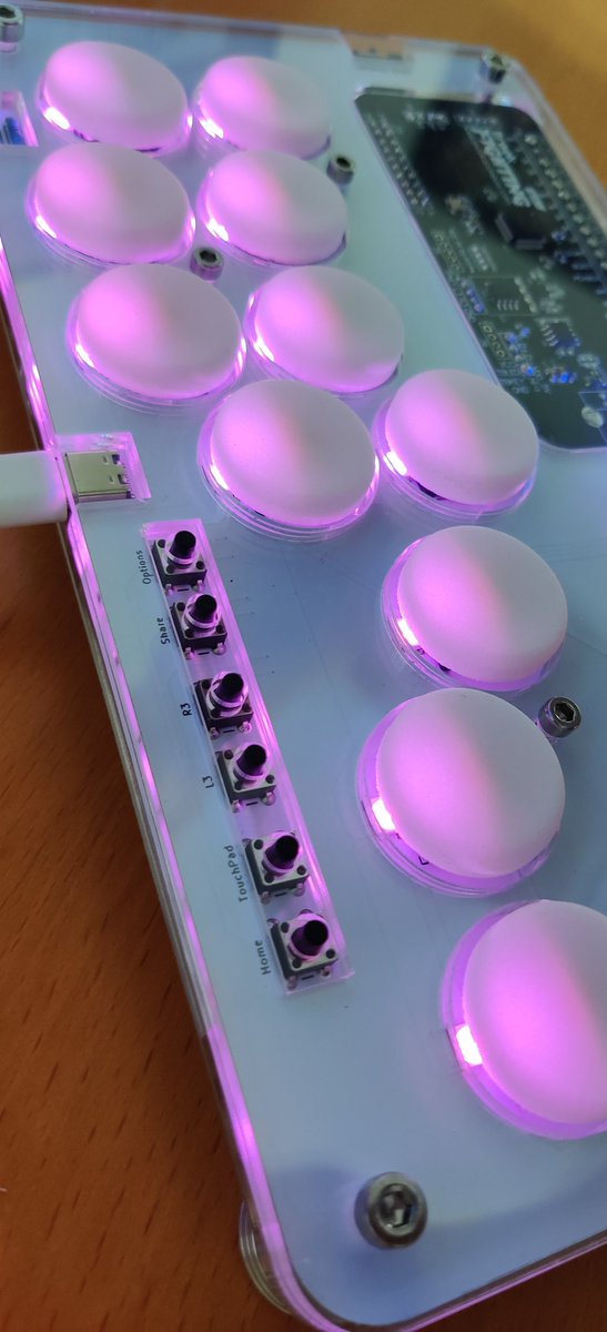 I made my own small form-factor Hitbox Controller! Meet the Strawberry ...