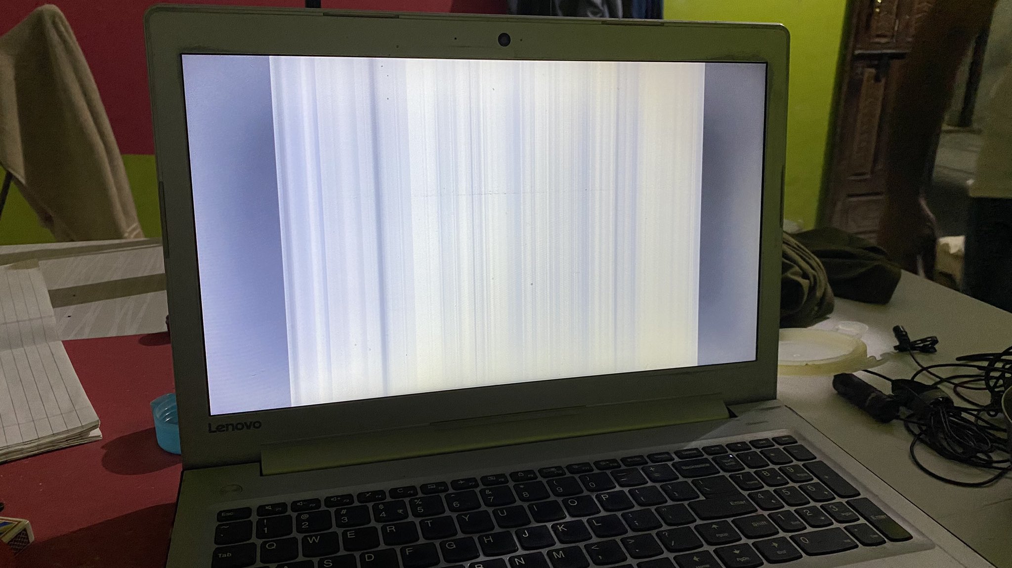 Laptop Display Screen Problem How To Troubleshoot And, 49% OFF Laptop Display Screen Problem How To Troubleshoot And, 49% OFF