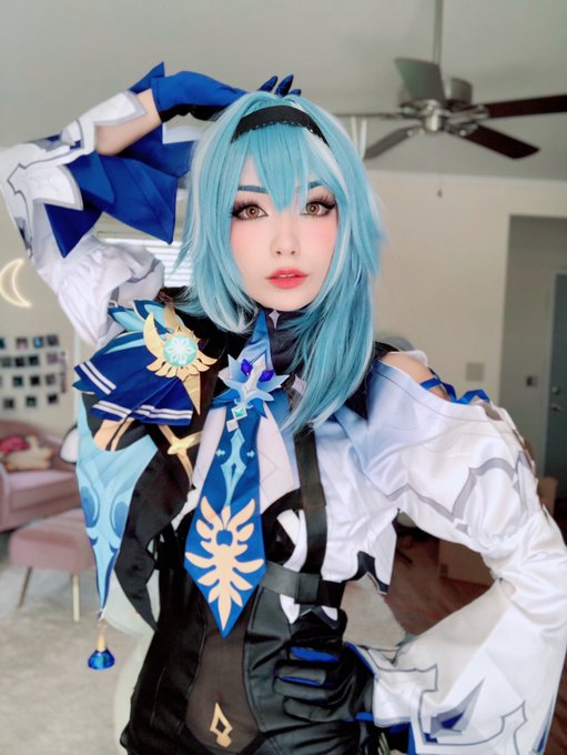 Twoucan - egg (@emiru)