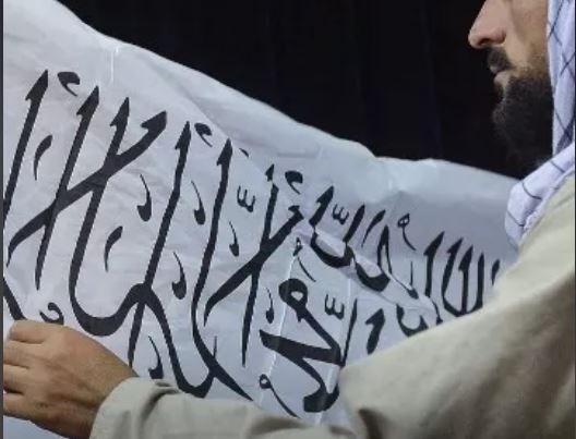 Qual é a bandeira do Talibã e qual a sua simbologia G1 Talibã | g1 ...