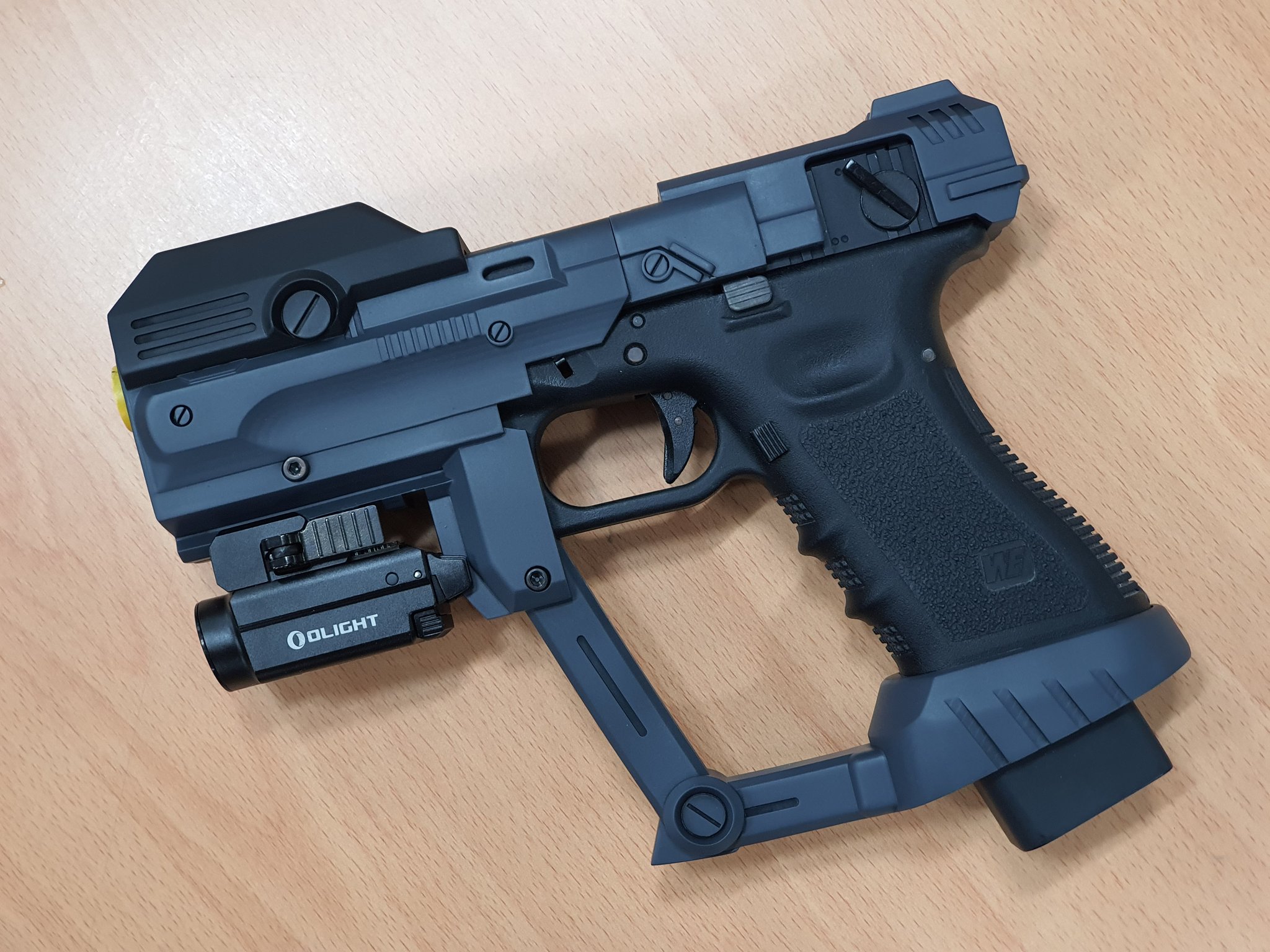 Custom Glock 18