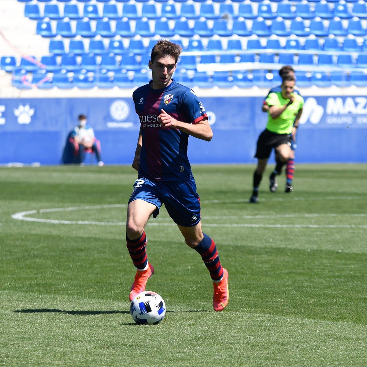 Sergio Mateos on Twitter: "🆙 [FOTO] Número de jugadores: 14 Fichas senior: 9 (7 disponibles ...