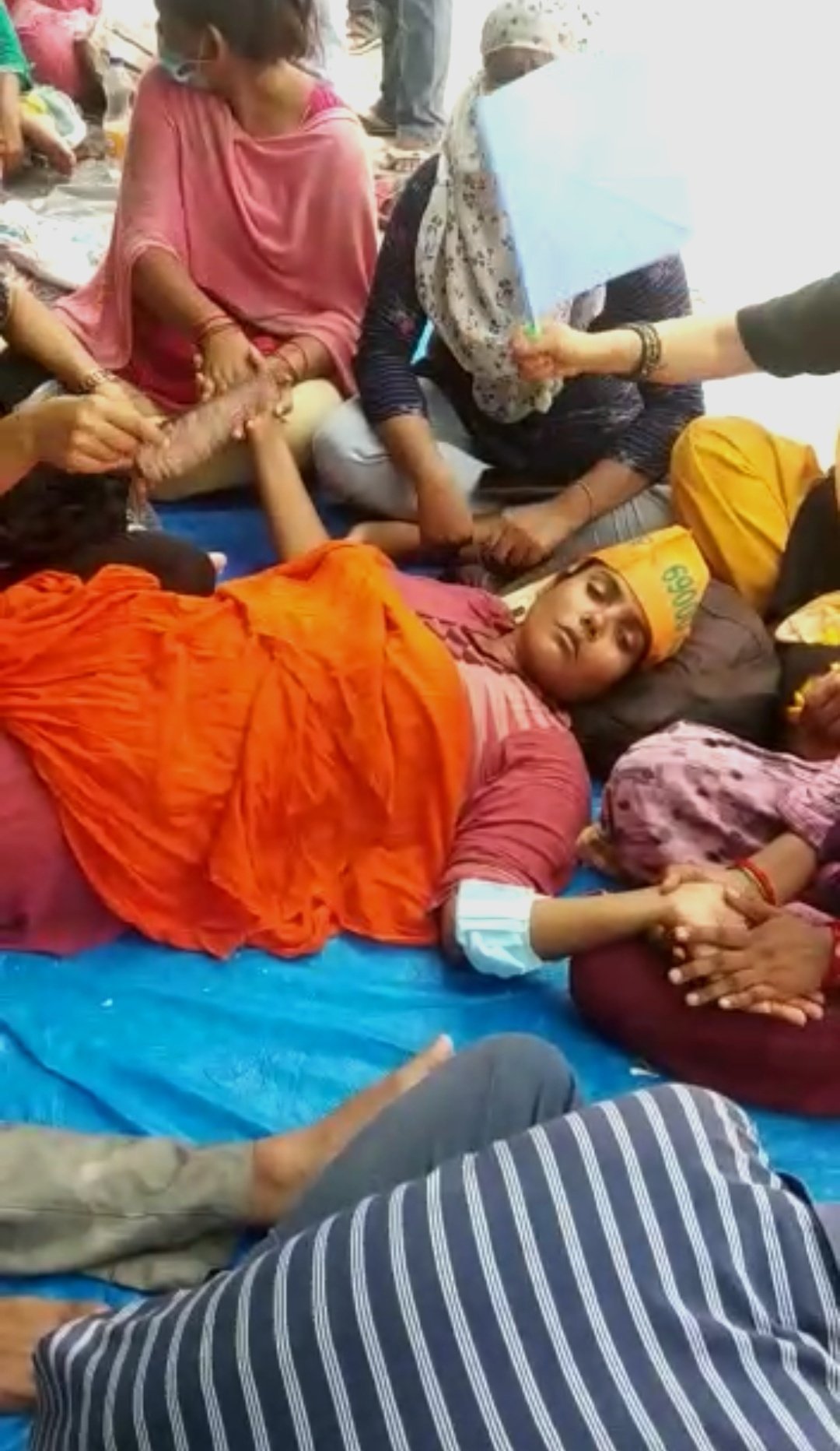 Divyank gupta on Twitter: "@myogiadityanath जी कल #रक्षाबंधन है और प्रदेश की बहने अपने अधिकार के ...