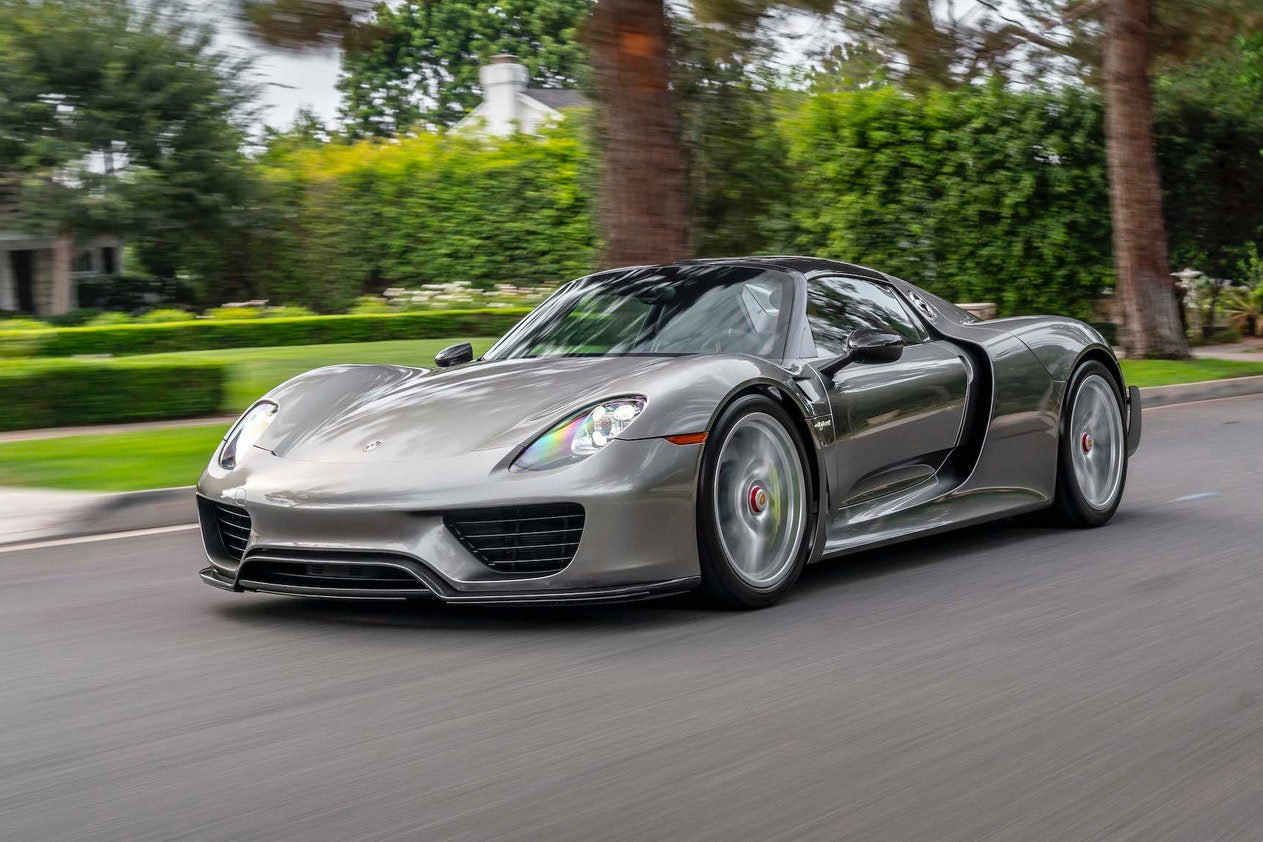 Porsche 918 Spyder Silver