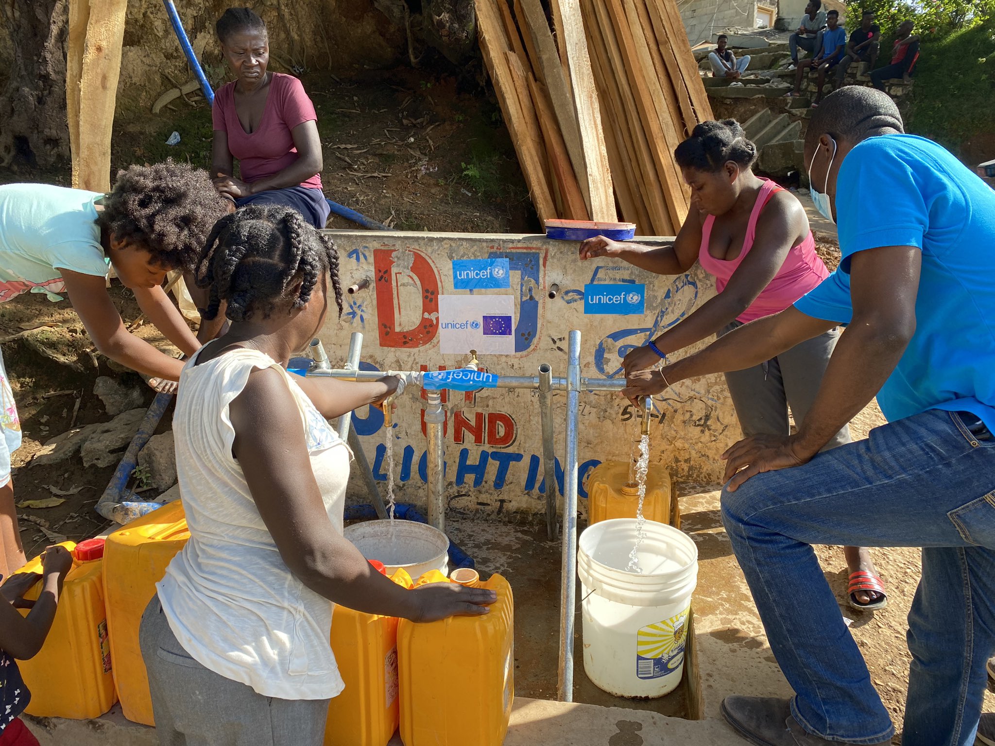 Unicef France On Twitter 🔴 En Haïti Les équipes Unicef Ont Livré