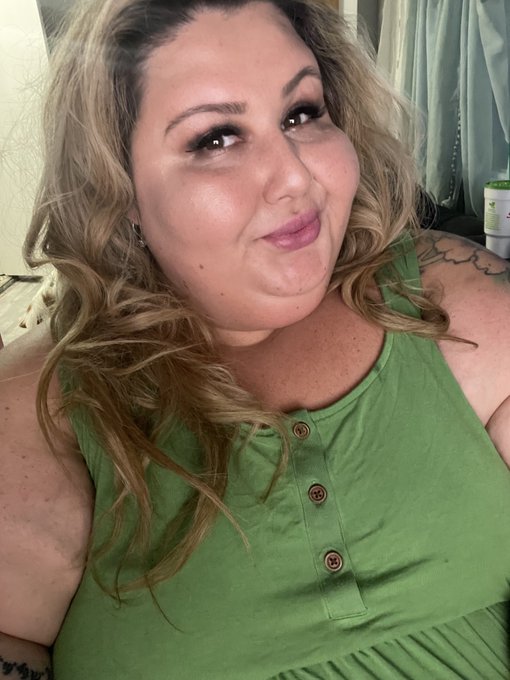 Tw Pornstars Ivy Davenport Hiring Hiatus And Customs Closed Pictures