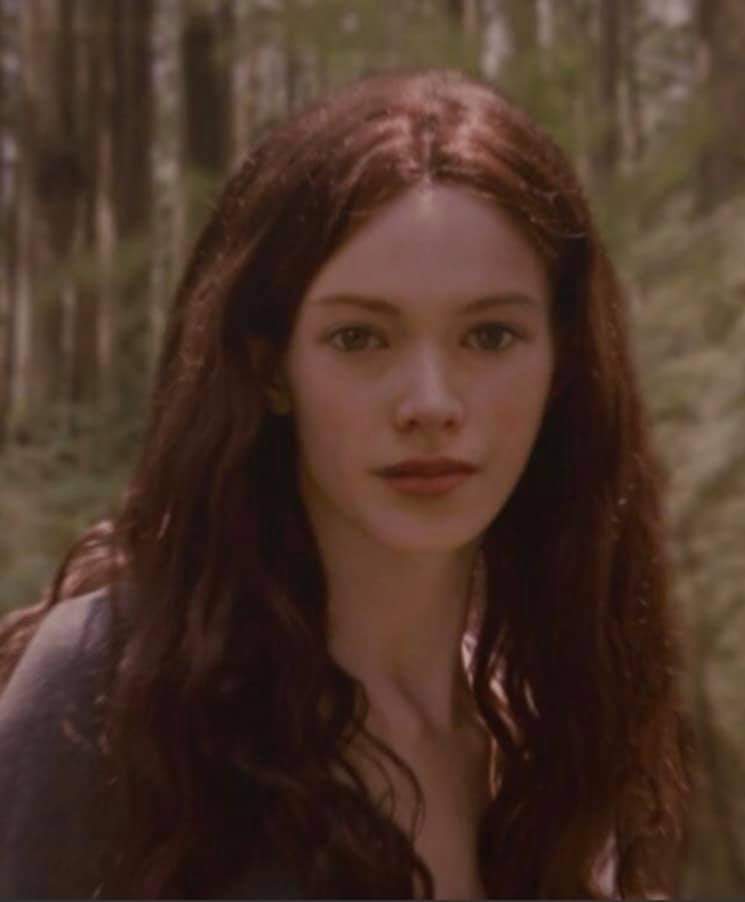 Mackenzie Foy Renesmee