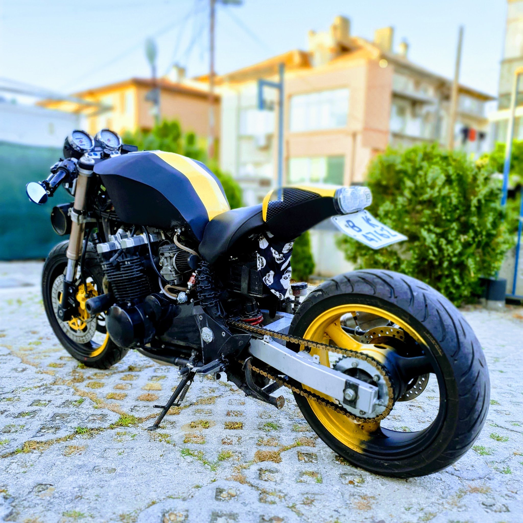 Kawasaki Zr 7 Cafe Racer | Reviewmotors.co