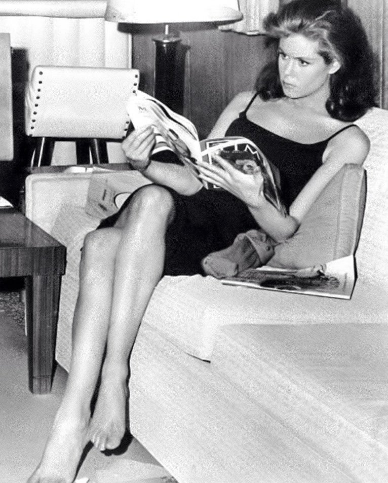 Elizabeth Montgomery Johnny Cool