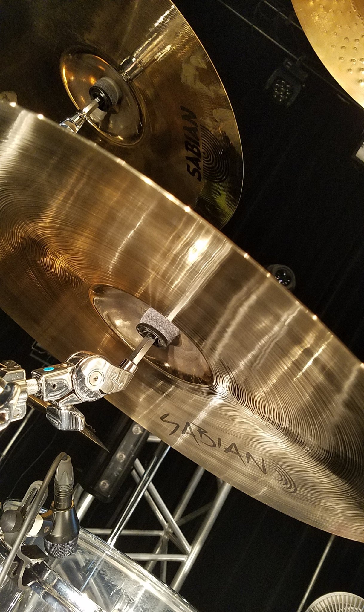 最大80%OFFクーポン SABIAN AAX-18C-B AAX CHINESE 18インチ チャイナシンバル macaostudios.com