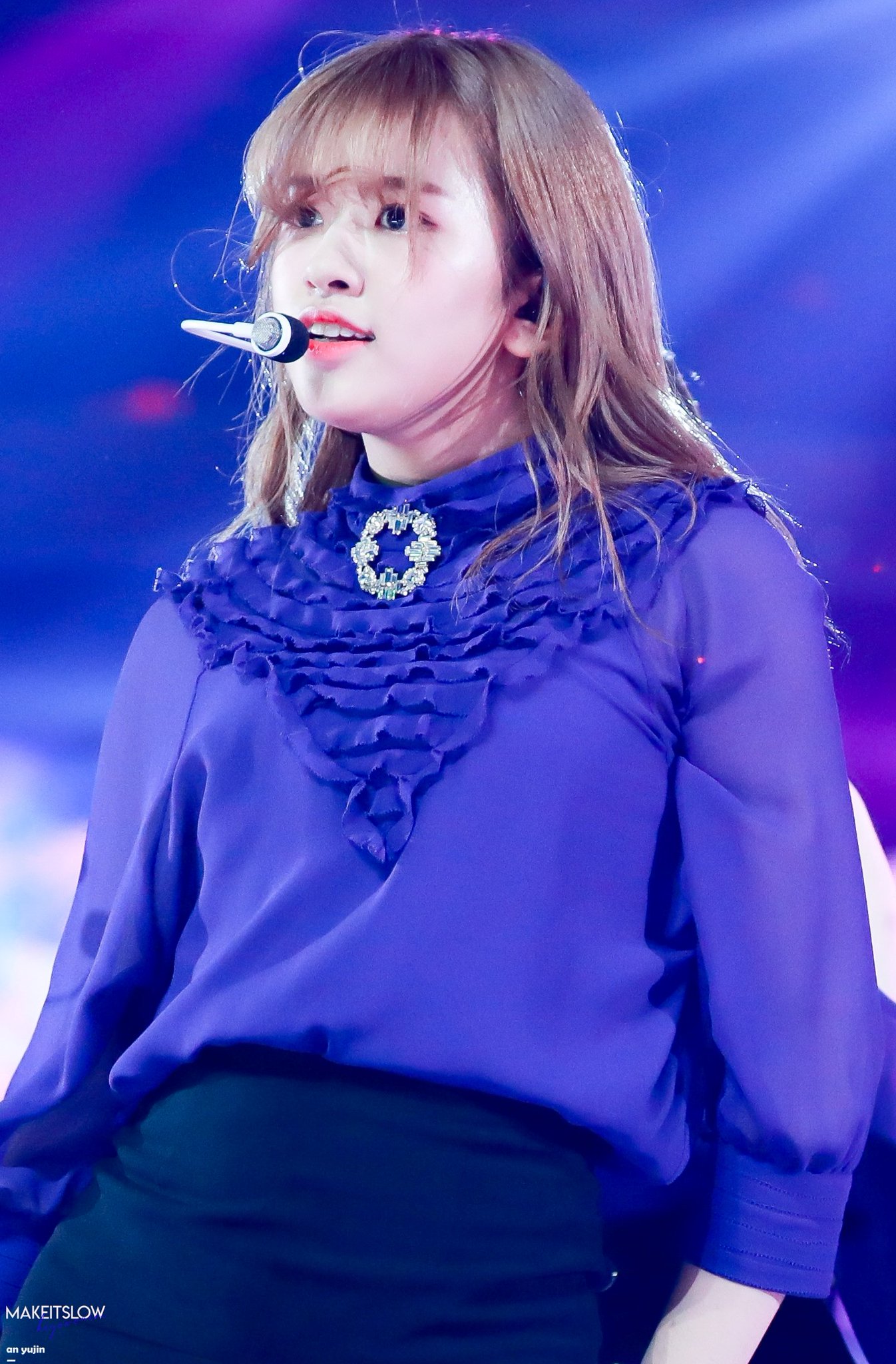 MAKE IT SLOW on Twitter: "190801 뷰티 플러스 무서운 유진 #MGMA #안유진 #Anyujin #アンユジン #아이즈원 #IZONE #アイズワン ...