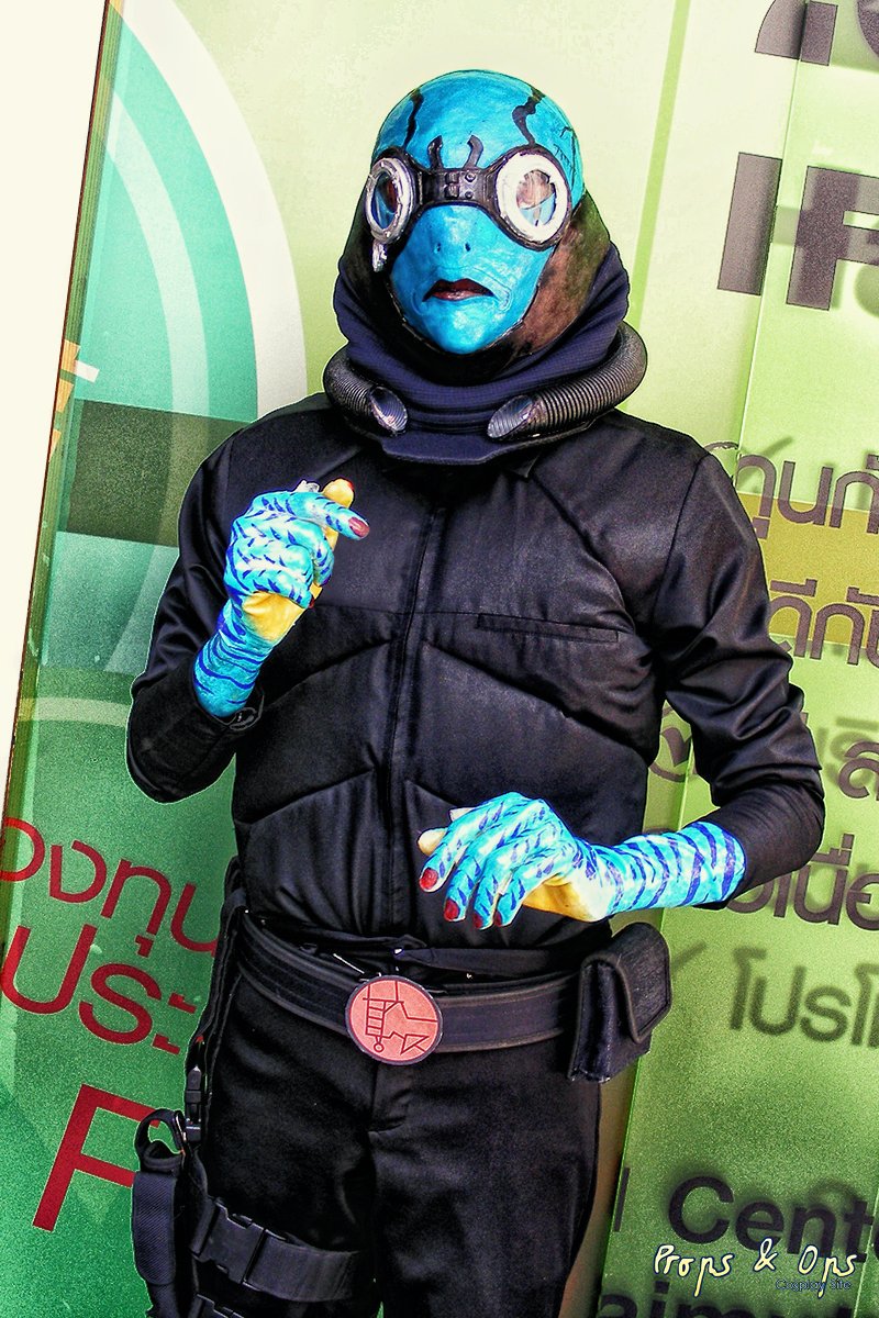 Abe Sapien Cosplay