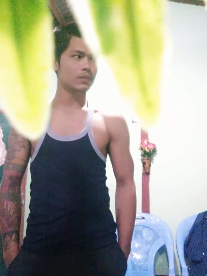 Moe Thauk Oo on Twitter: "အ႐ူးထၾကည့္တာ😁😁#N#ၾကည့္ေကာင္းရဲ႕လားဗ်ာ...???#N#M.T.O###☂☂☂ https://t.co ...