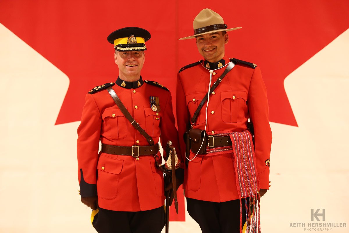 How To Wear A Metis Sash