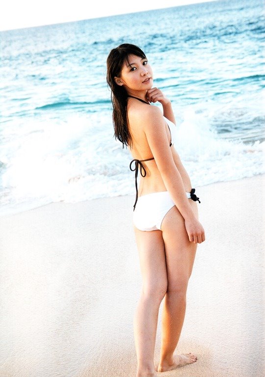 JUN🐾 on Twitter: "ビーチが似合うアイム…ビーチ姫👙💙 (いつもさらわれるピーチ姫🍑じゃないよ) #小池唯 #今日は何の日 #ビーチの日…