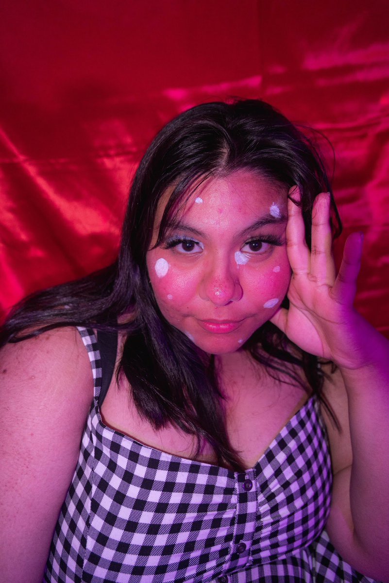 Susan Duron's Instagram, Twitter & Facebook on IDCrawl