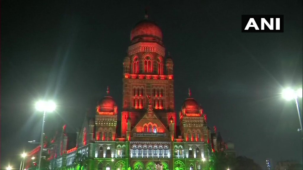 Mumbai: Chhatrapati Shivaji Maharaj Terminus railway station (CMST ...